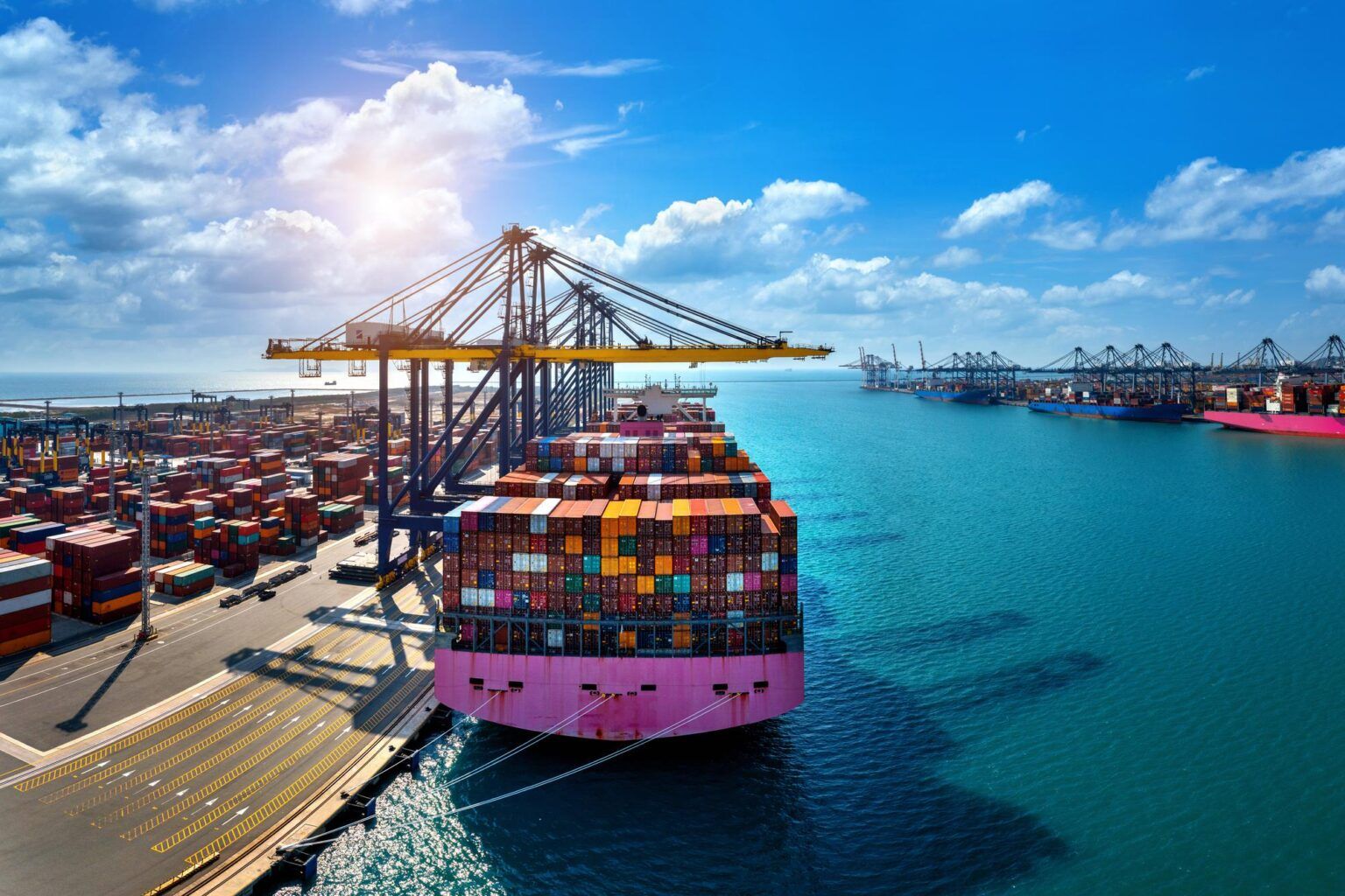 Transshipment Services in UAE | Cargo World Logistics